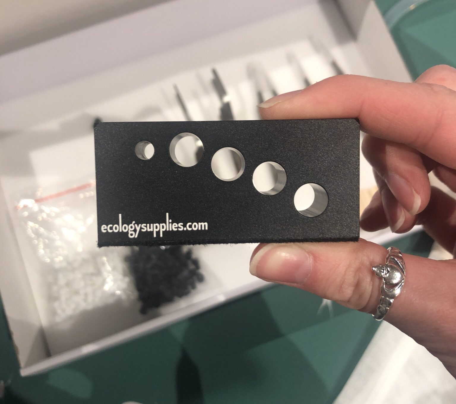 Metal Pinning Block - Ecology Supplies